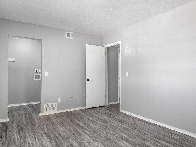 Castle Tower Apartments | Renovated Homes in Northwest Oklahoma City 2 Bedroom Apartment for Rent at 5518 Nw 23rd St, Oklahoma City, OK 73127 Windsor Forest