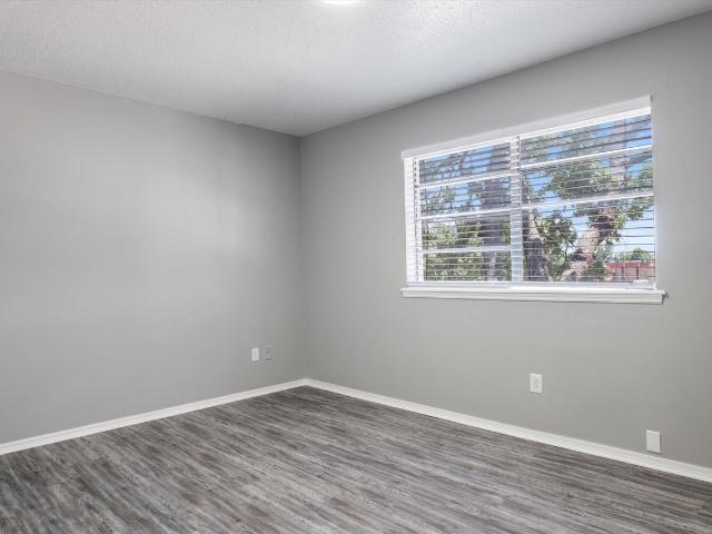 Castle Tower Apartments Studio Apartment for Rent at 5518 Northwest 23rd Street, Oklahoma City, OK 73127 Windsor Forest