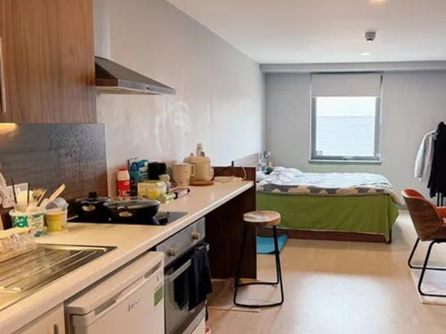 Castlebank Street, Thornwood, Glasgow, G11 6BZ, United Kingdom | 1 bed house for rent #167676009 | Rentberry