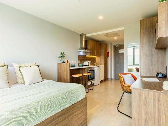 Castlebank Street, Glasgow G11 Studio to rent £1,296 pcm £299 pw