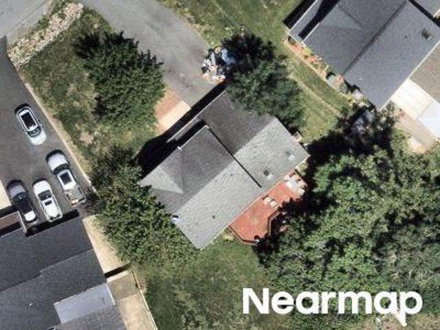 Castlebridge Ln