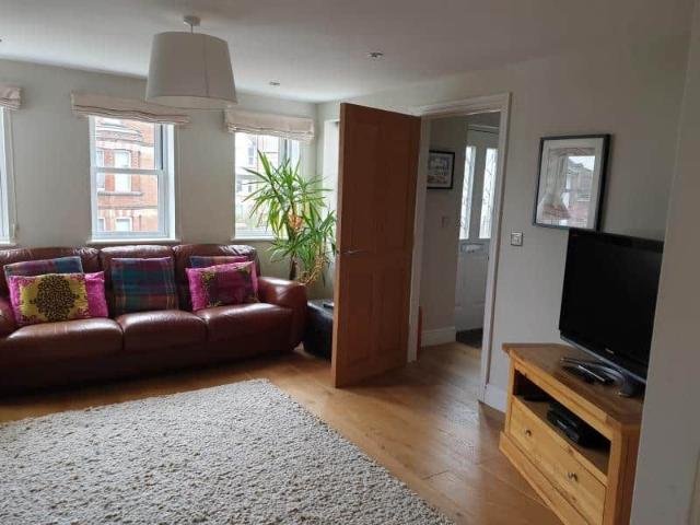 Castledown Avenue, Hastings TN34 3RJ