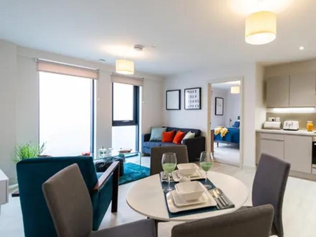 Castlefield Locks, 62 Ellesmere Street, Manchester, M15 4QR, United Kingdom | 3 bed apartment for rent #168122901 | Rentberry