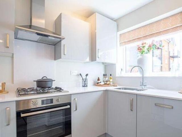 Castlefield Park, Toddington Road, 3 Bedroom Terraced