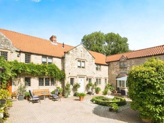 Castlegate, Tickhill, 6 Bedroom Character