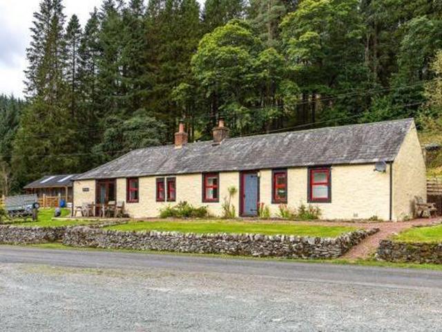 Castlehill, Eskdalemuir, 3 Bedroom Villa