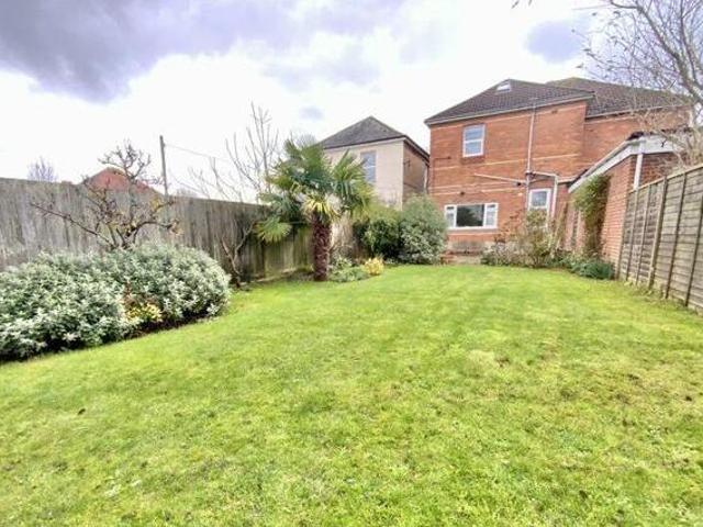 Castlemain Avenue, Southbourne, 4 Bedroom Maisonette