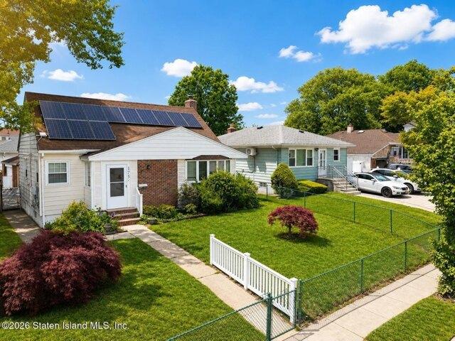 Caswell Ave, Staten Island, Home For Sale
