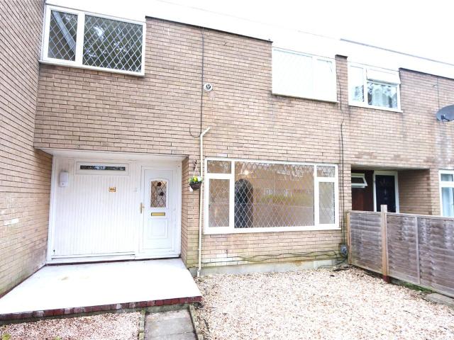 Caswell Close, Farnborough, Hampshire GU14, 4 bed terraced house to rent, £1,700 pcm | PrimeLocation