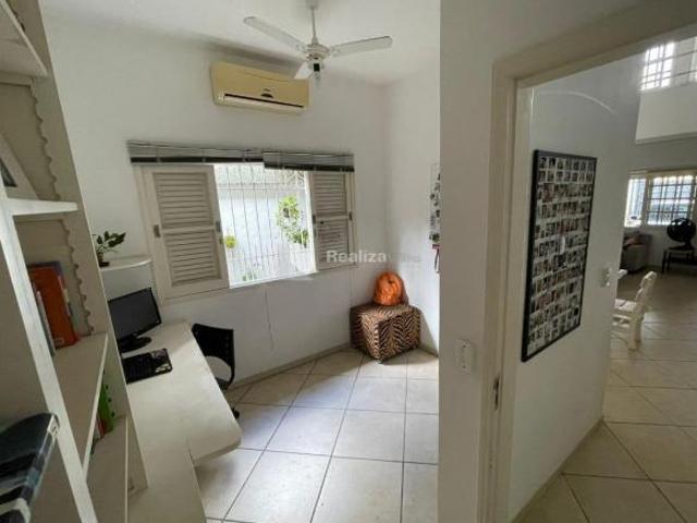 Casa muito ampla e confortável com 3 quartos 300 m² construídos no Jd das Nações