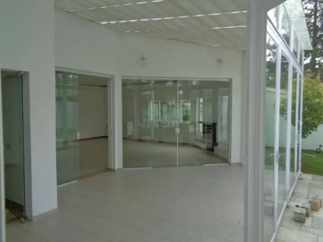 Casa muito boa ótima localização