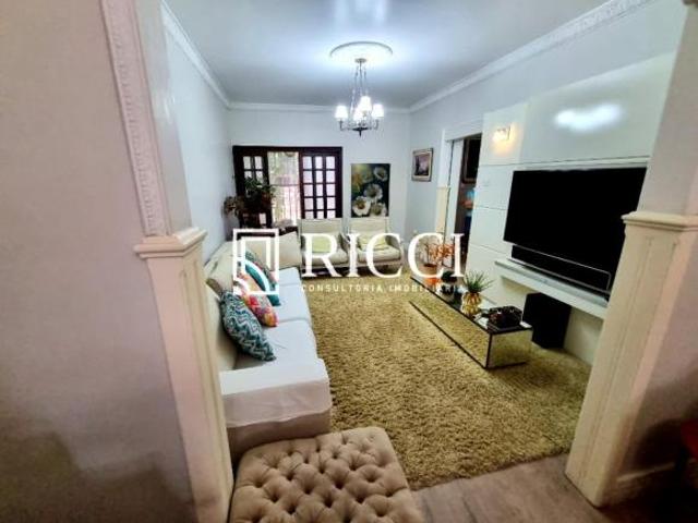 Casa muito espaçosa a venda na Vila Belmiro em Santos