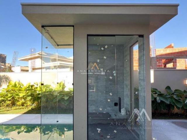 Casa magnífica à venda no Quinta do Golfe Jardins, com 4 amplos suítes