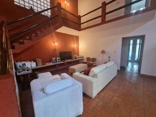 Casa Magnífica no Condomínio Granja Olga – Sorocaba/SP