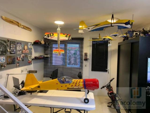 Casa maravilhosa mobiliada ou sem mobília à venda no Itahyê Tamboré