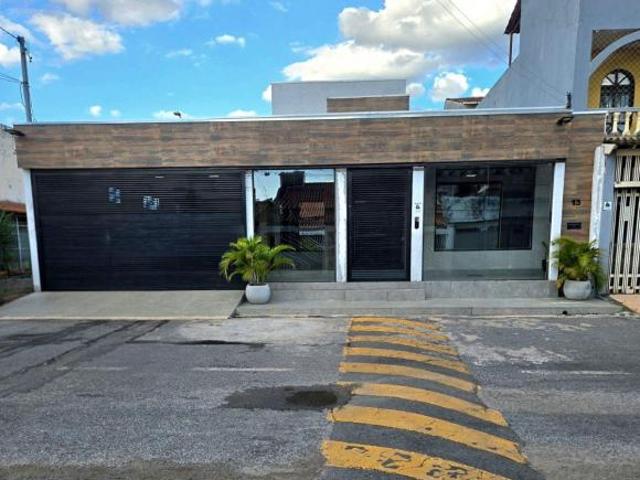CASA MARAVILHOSA NO GUARA II. QE 24 conjunto F