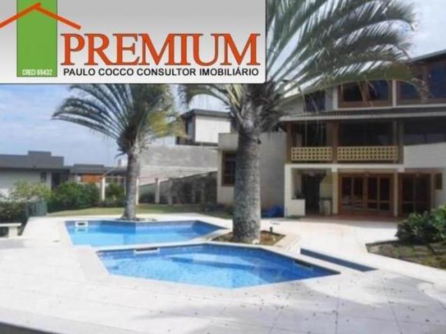 Casa maravilhosa à venda em Atibaia com 3 suítes 600m² e 1.500m² de área total de terreno