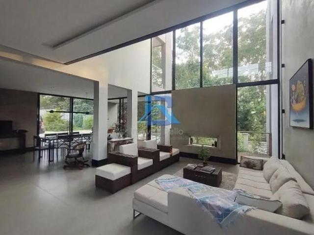 Casa maravilhosa a venda no Condomínio Ville de France em Itatiba, SP