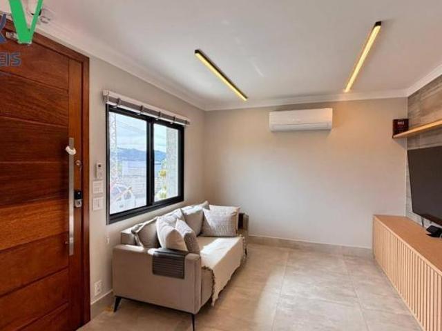 Casa maravilhosa à venda no condomínio Porto do Sol Louveira