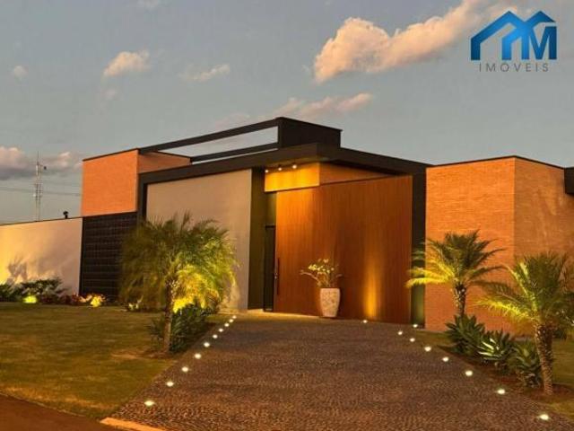 Casa Maravilhosa à Venda – Térrea de Alto Padrão