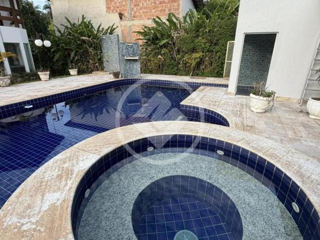 CASA MARAVILHOSA EM CONDOMINIO NO VALE DO TAMANDUÁ 2400 M2, CONFORTO, TRANQUILIDADE E CONTATO COM A