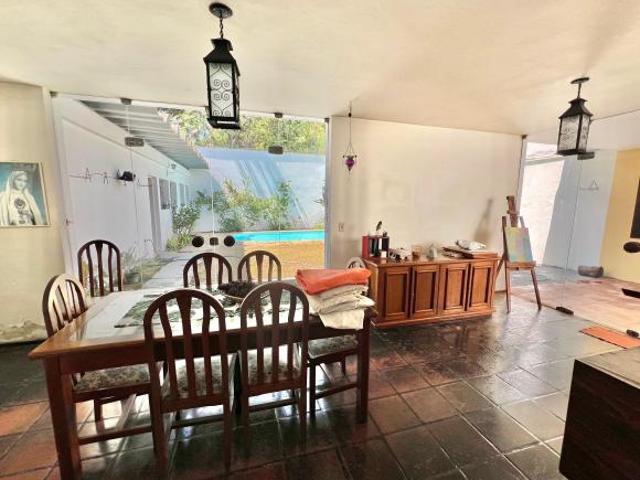 CASA MARAVILHOSA JARDIM GUADALUPE