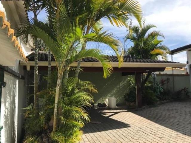 Casa maravilhosa para venda na Vila Oliveira, seis dormitórios, salas de estar, jantar e TV, excelen