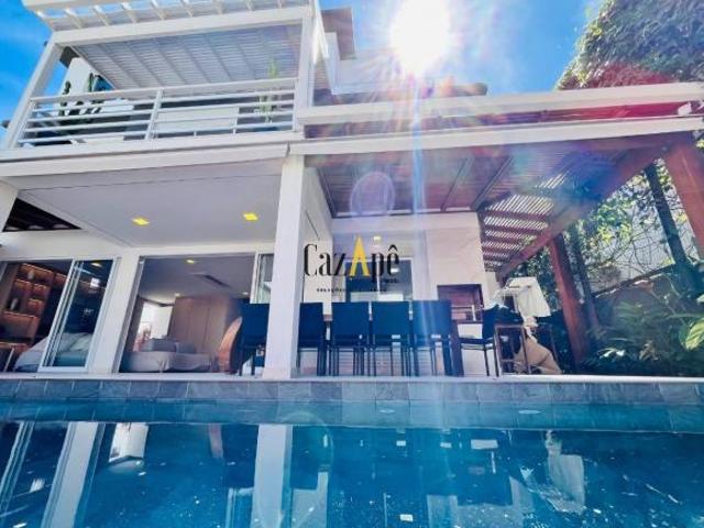Casa à Venda em Maresias Litoral Norte