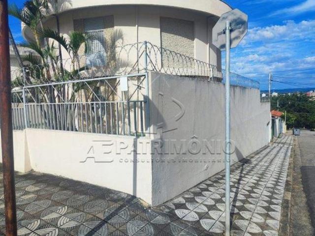 CASA MISTA COM 7 SALAS PRIVATIVAS TRUJILLO