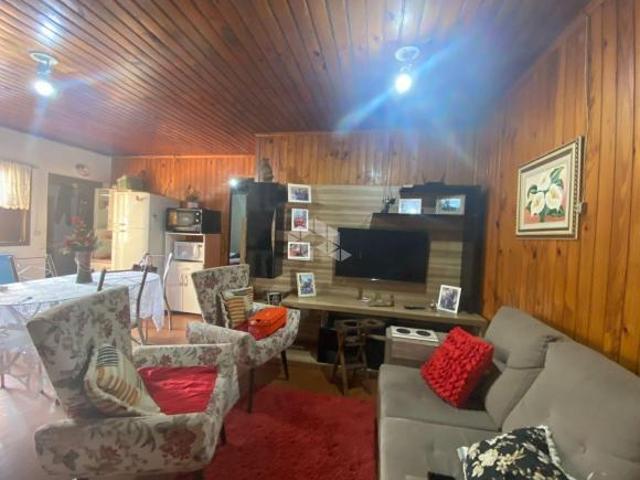 CASA MISTA 04 DDORMITÓRIOS