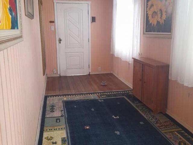 Casa mista, 4 dormitórios, sendo 1 suíte