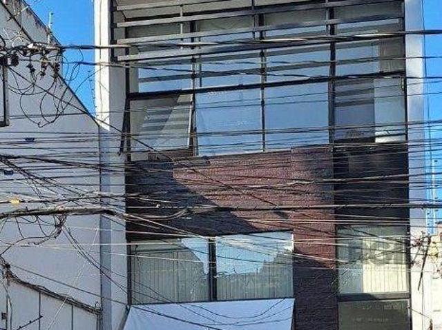 casa misto 7 salas 325,12 m² Menino Deus