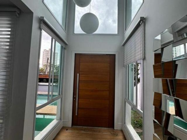 Casa Mobiliada 4 suites Urbanova SJC
