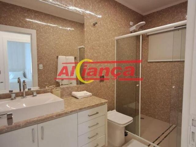 Casa mobiliada 3 suítes 4 vg sl estar, jantar e Home com edicula lav. privativa e área gourmet com
