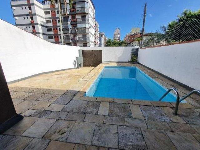 Casa Mobiliada à Venda na Enseada, Guarujá