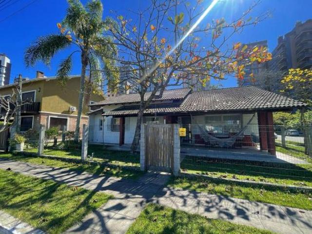 Casa Mobiliada à Venda na Praia Grande, Torres Próximo ao Mar