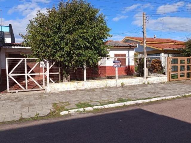 Casa Mobiliada à Venda no Centro de Cidreira
