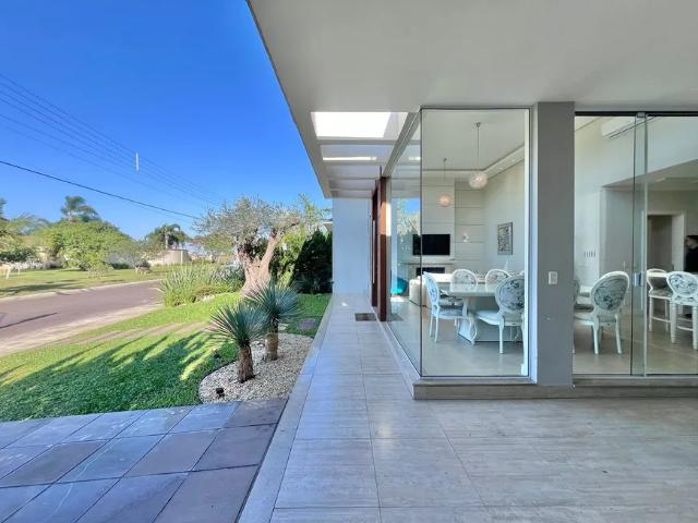 Casa mobiliada á venda no Condado de Capão