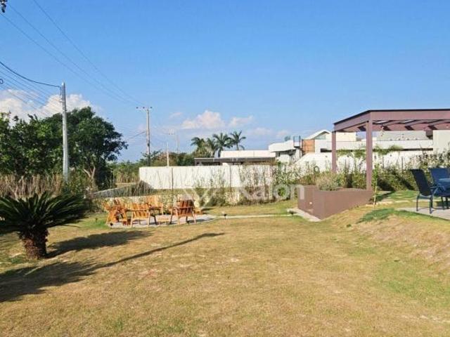 Casa mobiliada à venda no Condomínio Fazenda Palmeiras Imperiais em Salto/SP