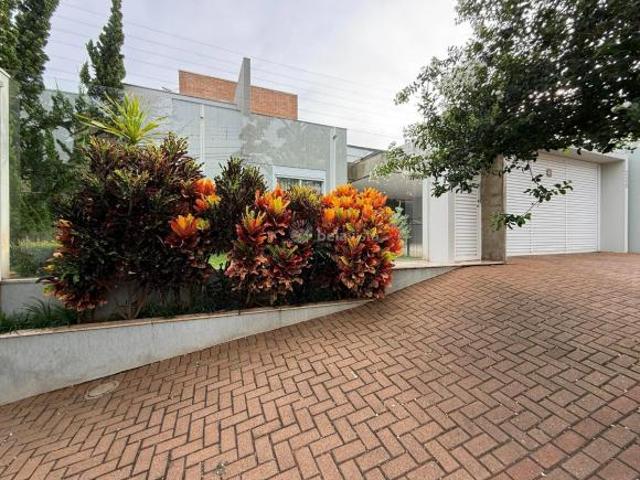 CASA MOBILIADA À VENDA NO JARDIM MENEGAZZO EM APUCARANA
