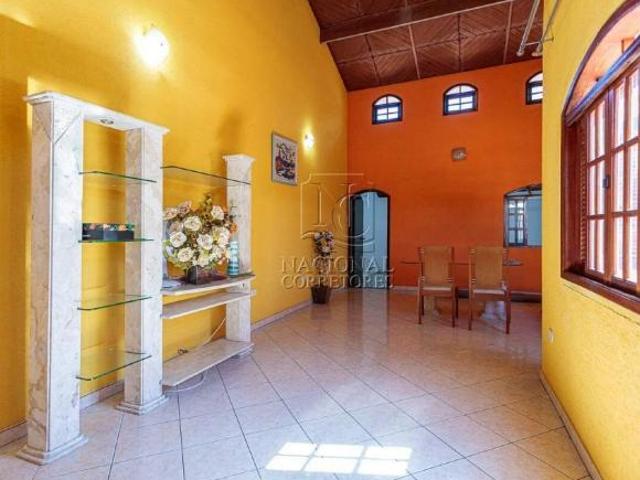 Casa mobiliada à venda no Parque Oratório com 4 dormitórios, 1 suíte e 3 vagas