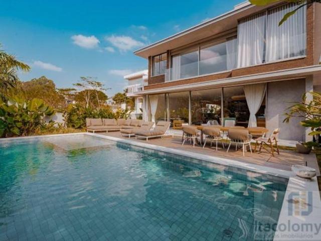 Casa mobiliada à venda no Residencial Tamboré 11