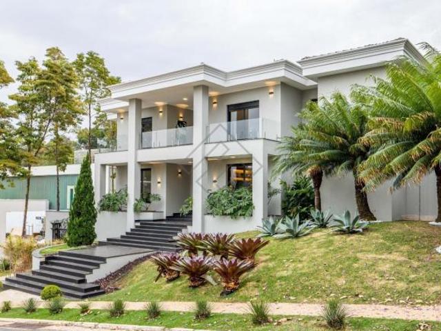 Casa Mobiliada à Venda com 6 Suítes no Alphaville Campinas/SP