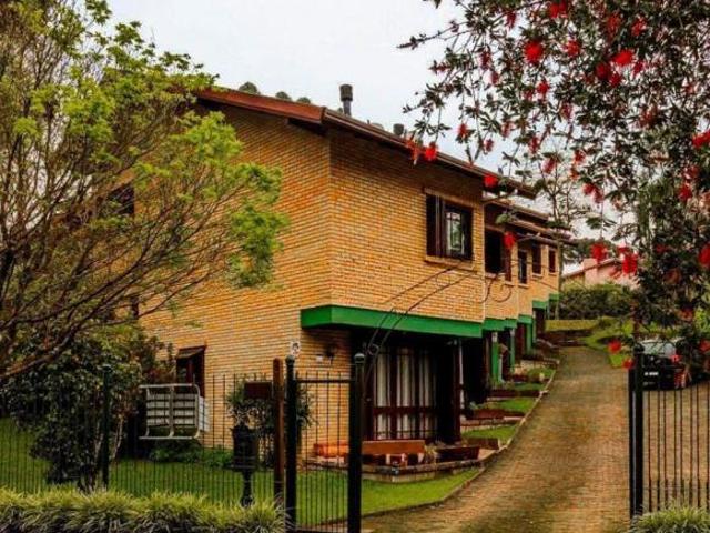 CASA MOBILIADA À VENDA COM 2 SUÍTES