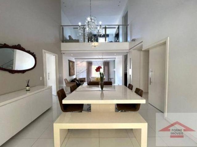 Casa MOBILIADA com 3 Suítes à venda, 453m² por R$ 2.500.000,00 no QUARTIER LES RESIDENCE Jundiaí M