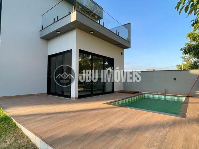 Casa mobiliada com 3 suítes à venda, 219m² por R$ 1.690.000 Condomínio Portal Vil