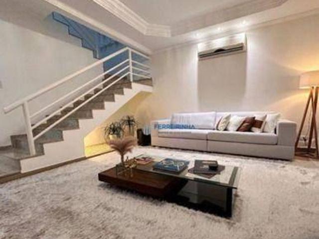 Casa mobiliada com 5 quartos, varanda e piscina, 280 m² por R$ 2.900.000 Jardim das Colinas São