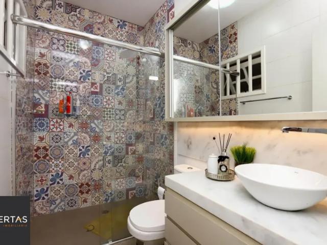 Casa mobiliada com suíte, patio e espaço gourmet completo