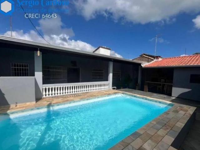 CASA MOBILIADA COM PISCINA E CHURRASQUEIRA COM FORNO E FOGÃO A LENHA