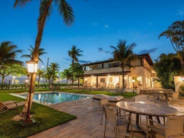 Casa mobiliada com piscina e vista mar à venda na Enseada, Guarujá